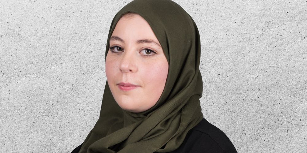 Lamyae Aharouay: ‘In een podcast kun je doen wat je wilt’ - SVDJ