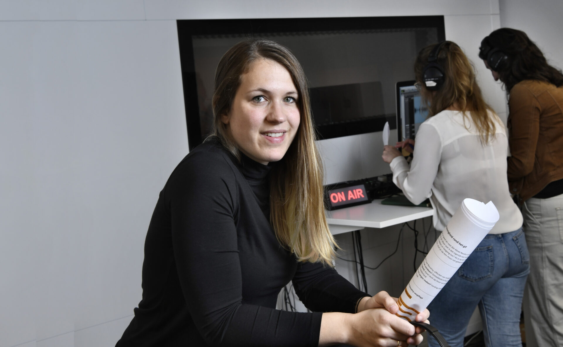 Anne Moraal (NRC): 'Fulltime werken, kinderen én een boek schrijven ...